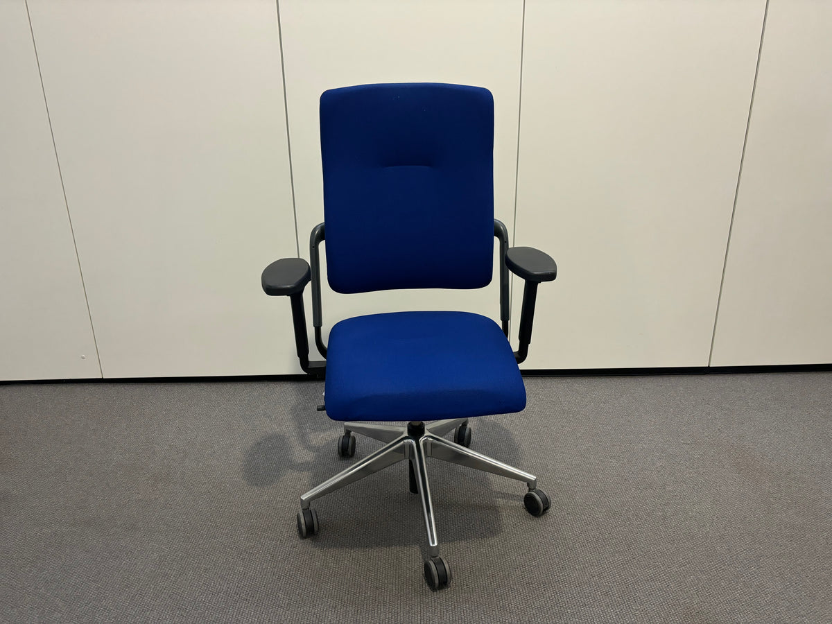 Rohde Grahl / Nowy Style Xenium Blau – Büromöbel Simon