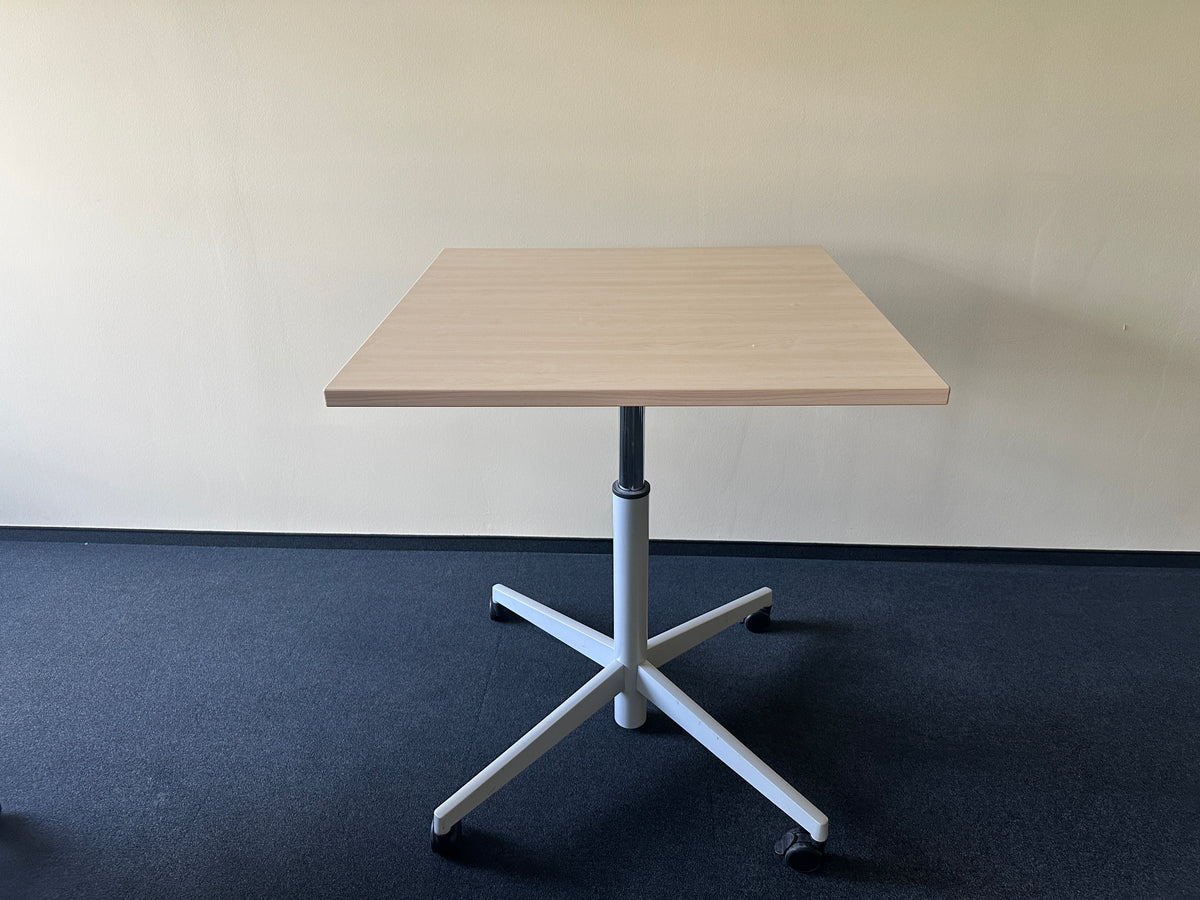 Steelcase Lift-up-Tisch – Büromöbel Simon